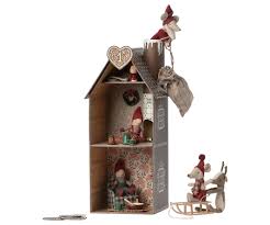Maileg Mouse Gingerbread House – Sass & Spirit